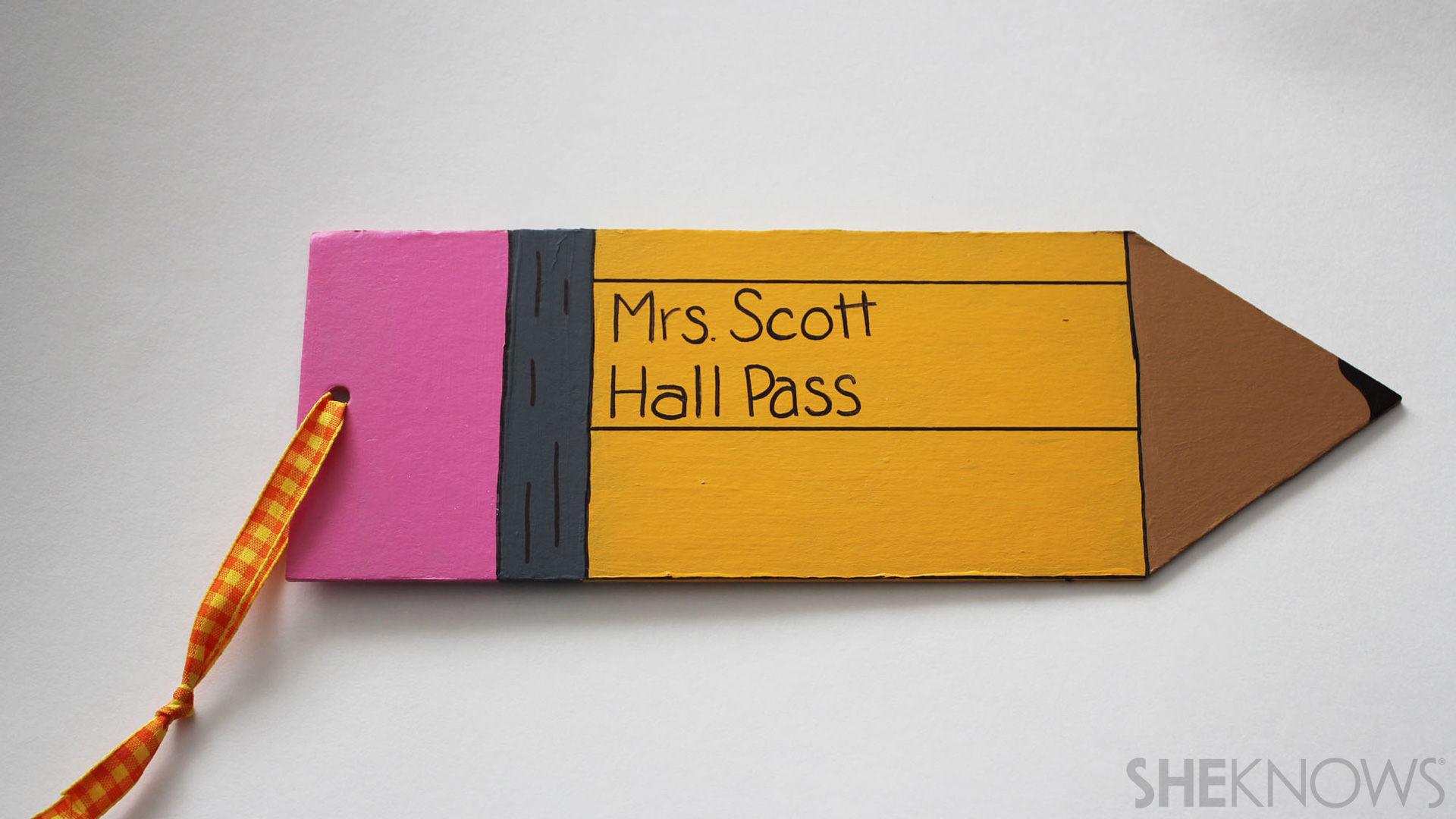 DIY pencil-shaped hall pass for your favorite teacher