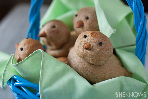Spring Bird-shaped whole wheat rolls | Baking Gifts from the Oven